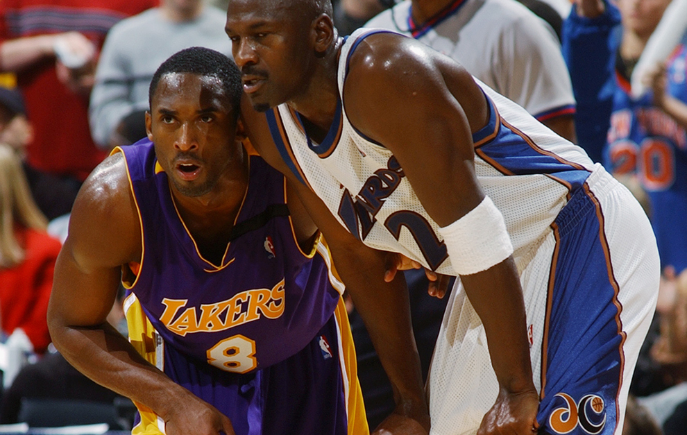 Michael jordan y kobe bryant en 2002 | Marca.com