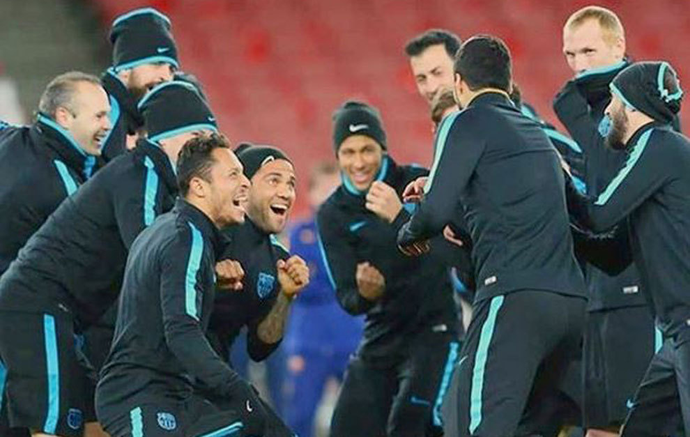 Alves: "The greatness of a team lies in respect" | MARCA English