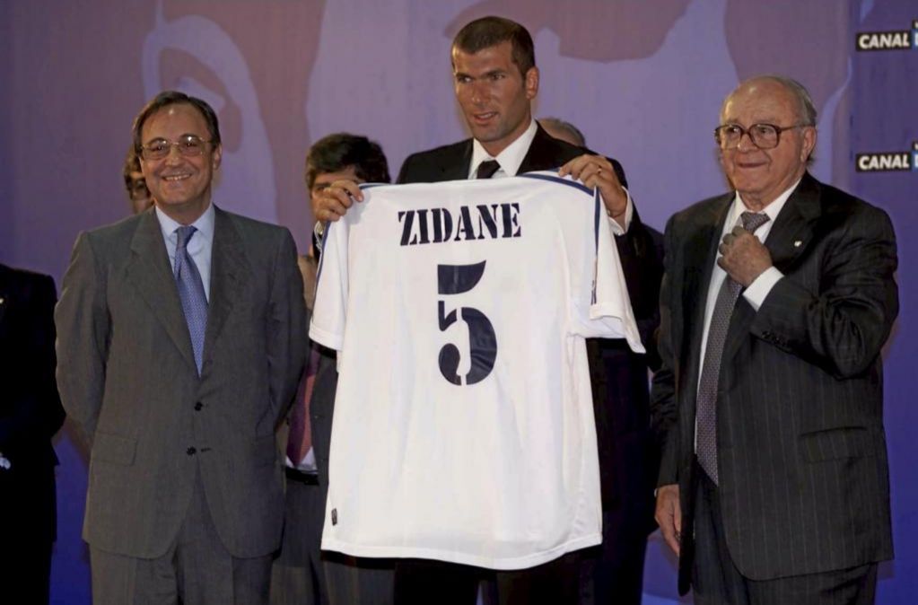 Zidane being presented at real madrid | MARCA English