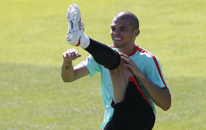 Euro 2016: Portugal boosted by return of Pepe to training | MARCA English