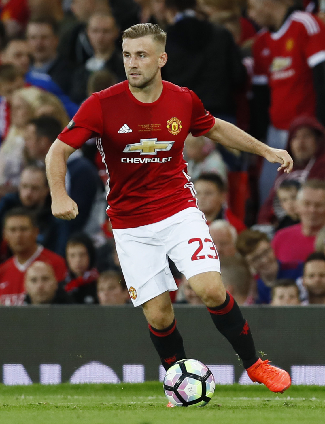 Luke shaw (37.5m). southampton --> manchester... | MARCA English