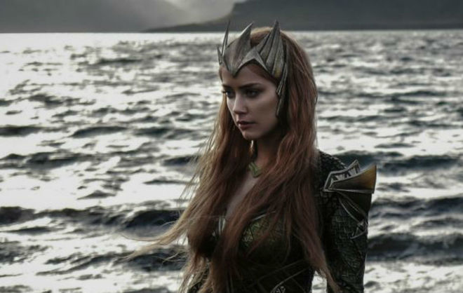 Amber Heard, irreconocible en 'La Liga de la Justicia' | Marca.com