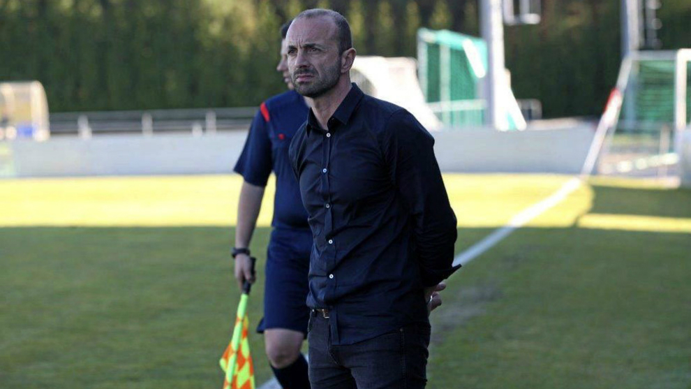 Ángel Cuéllar, cesado del Cerceda tras la derrota del domingo ante el ...