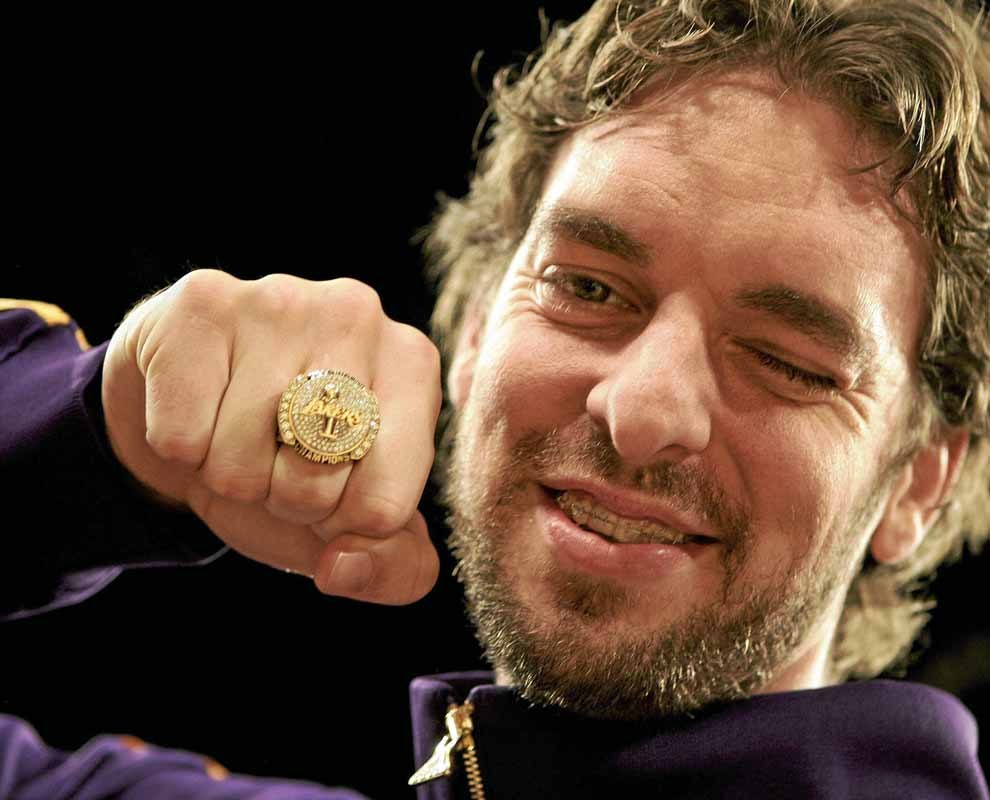 Posa con su primer anillo de campeón de la nba | MARCA.com