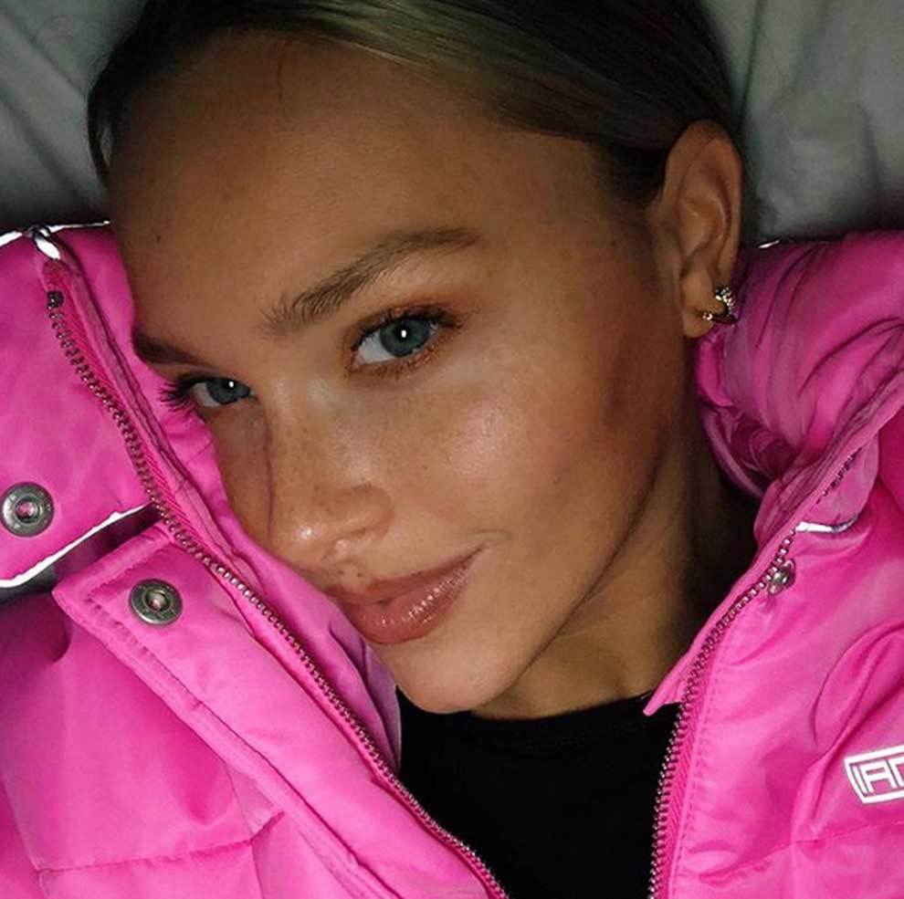 Super Bowl 2019: La modelo camille kostek animando a los new... | MARCA.com