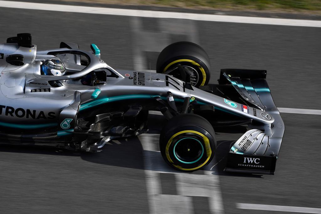 Mercedes' finnish driver valtteri bottas drives... | MARCA.com