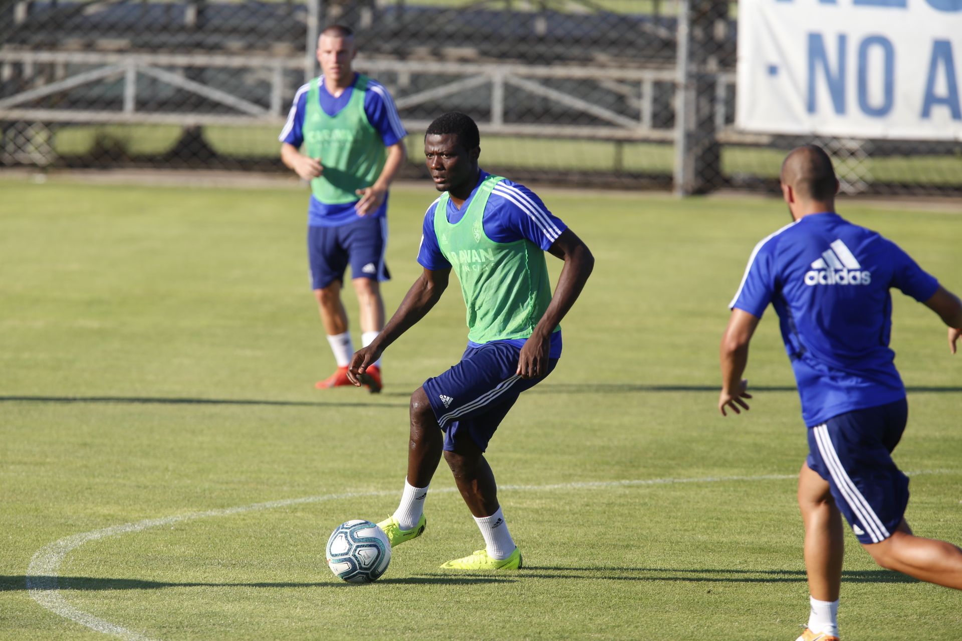 Bikoro fue presentado por la mañana y por la... | MARCA.com