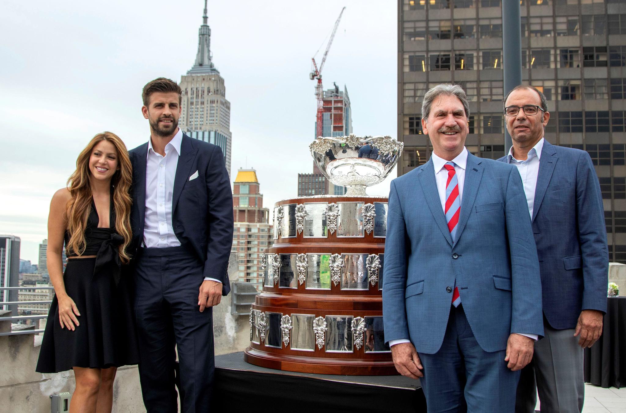 Davis CUP Rakuten: Pique and shakira present the new davis cup in new ...