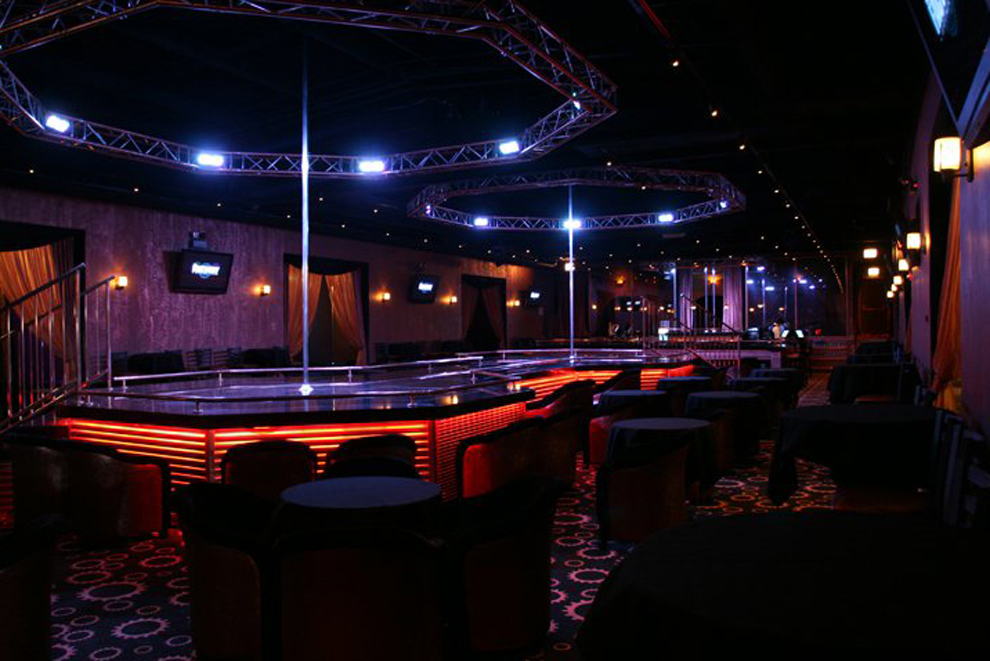 NBA - All Star 2020: NBA All Star parties: 3,000 strippers in Chicago ...