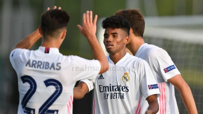 Real Madrid - La Liga: Real Madrid tear down their Youth League wall ...
