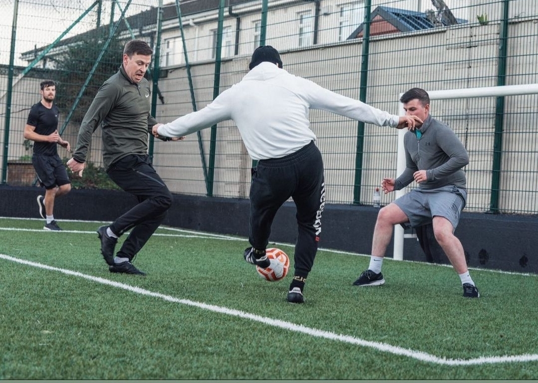 Conor McGregor warms up for UFC 257 by showing off his football skills ...