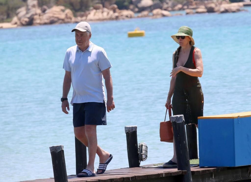 Carlo ancelotti on his holidays with his wife,... | MARCA English