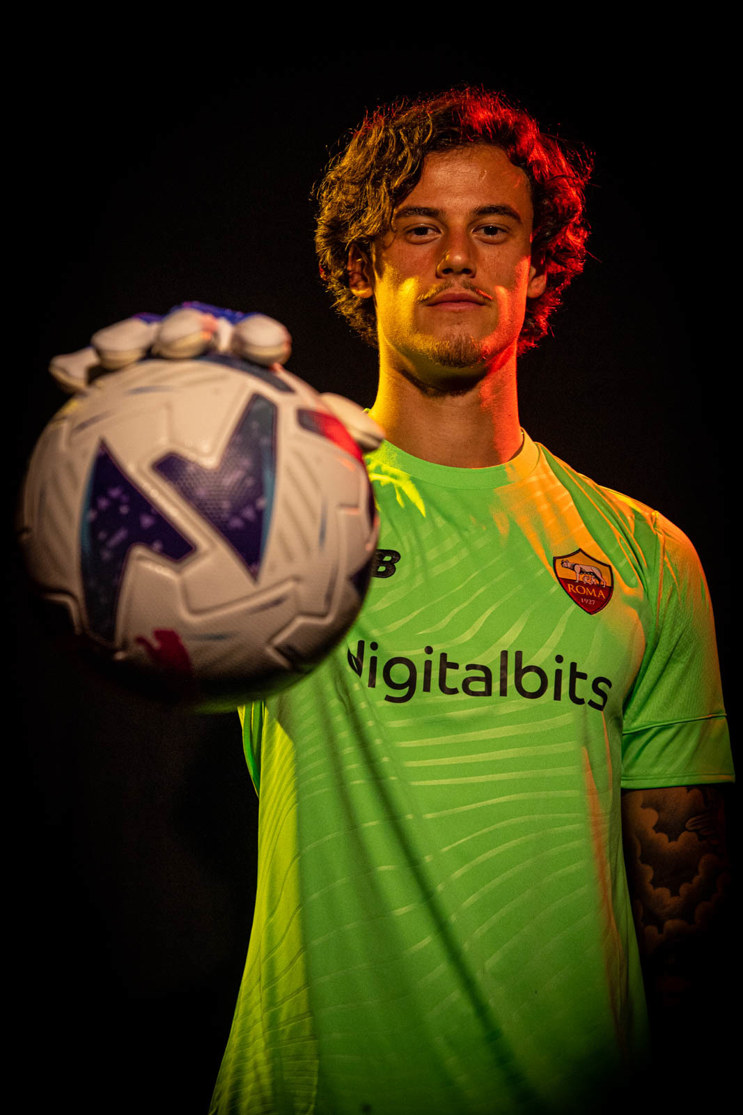 FichajesMile svilar (del benfica, libre, a la roma) | MARCA.com