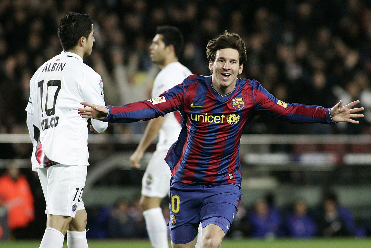 Lionel messi (barcelona) - 2010 - 100m euros | MARCA English