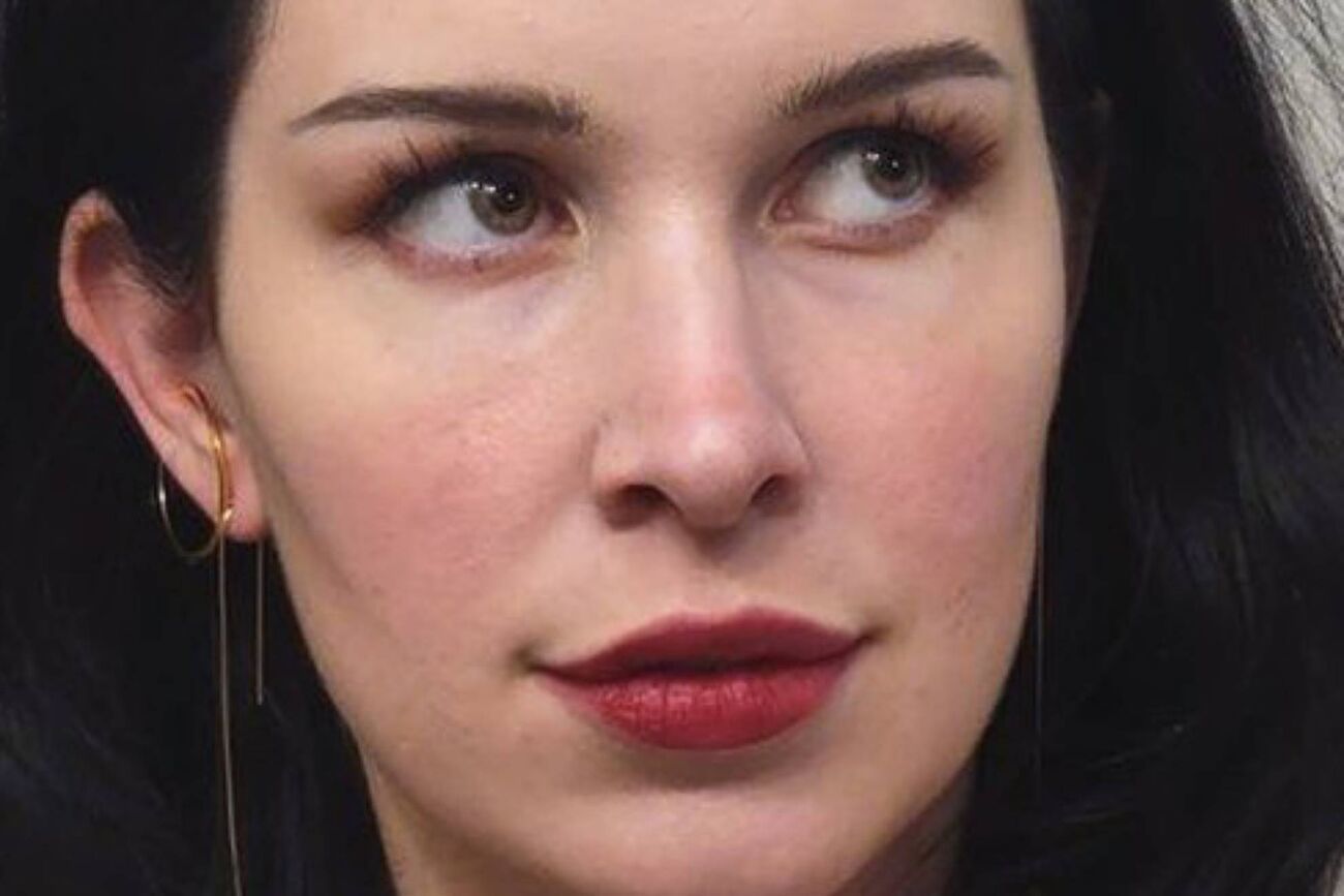 Meet Aella The Porn Star Who Only Showers 37 Times Per Year Aella Is Meet Aella The Porn Star Who Only Showers 37 Times Per Year Aella Is