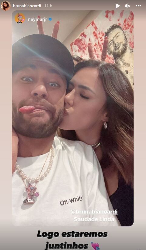 Neymar's kiss with Bruna Biancardi on his 31st birthday: Is he dating ...