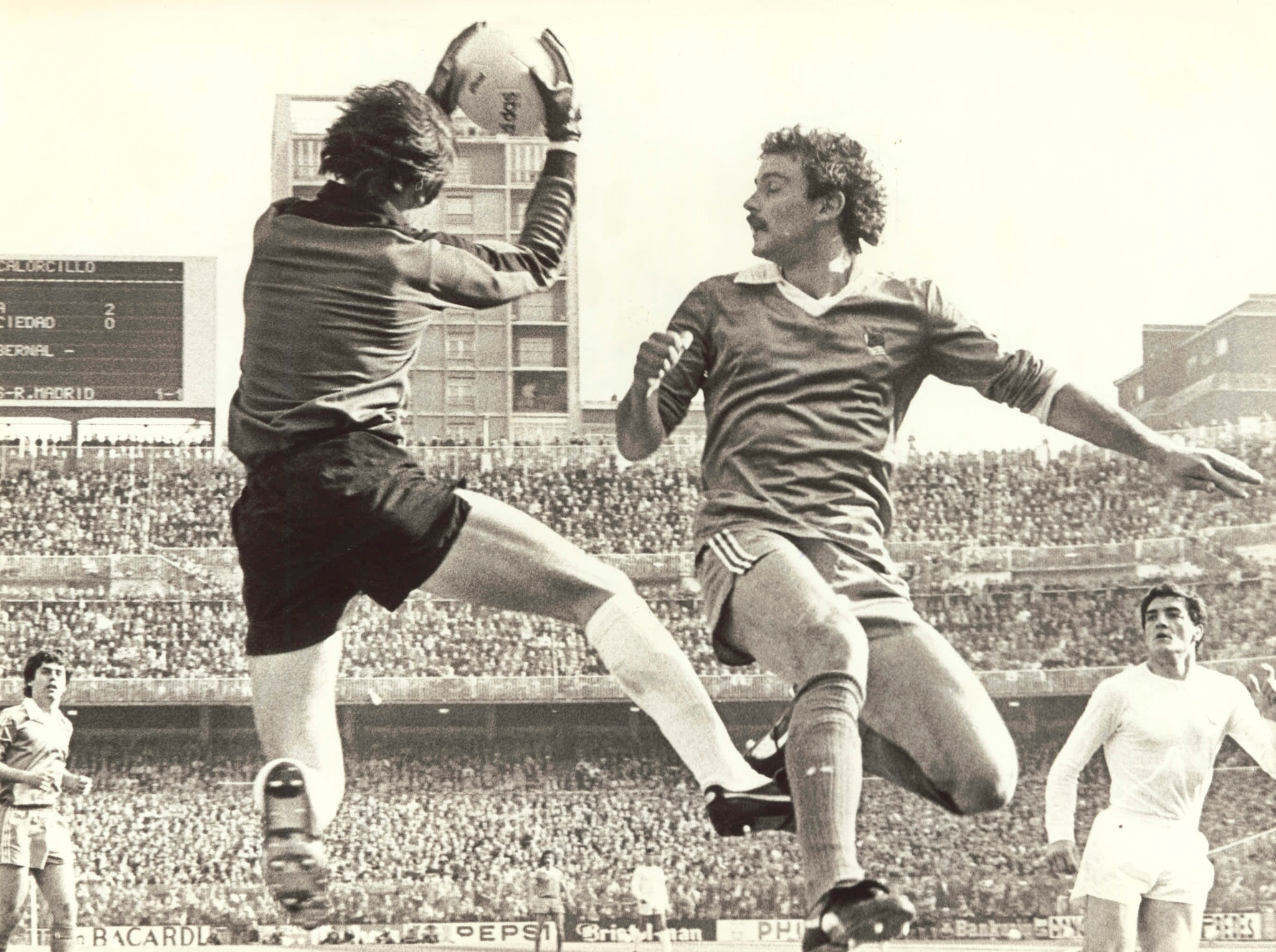 Jesús mari satrustegi (real sociedad) 162 goles. | MARCA.com