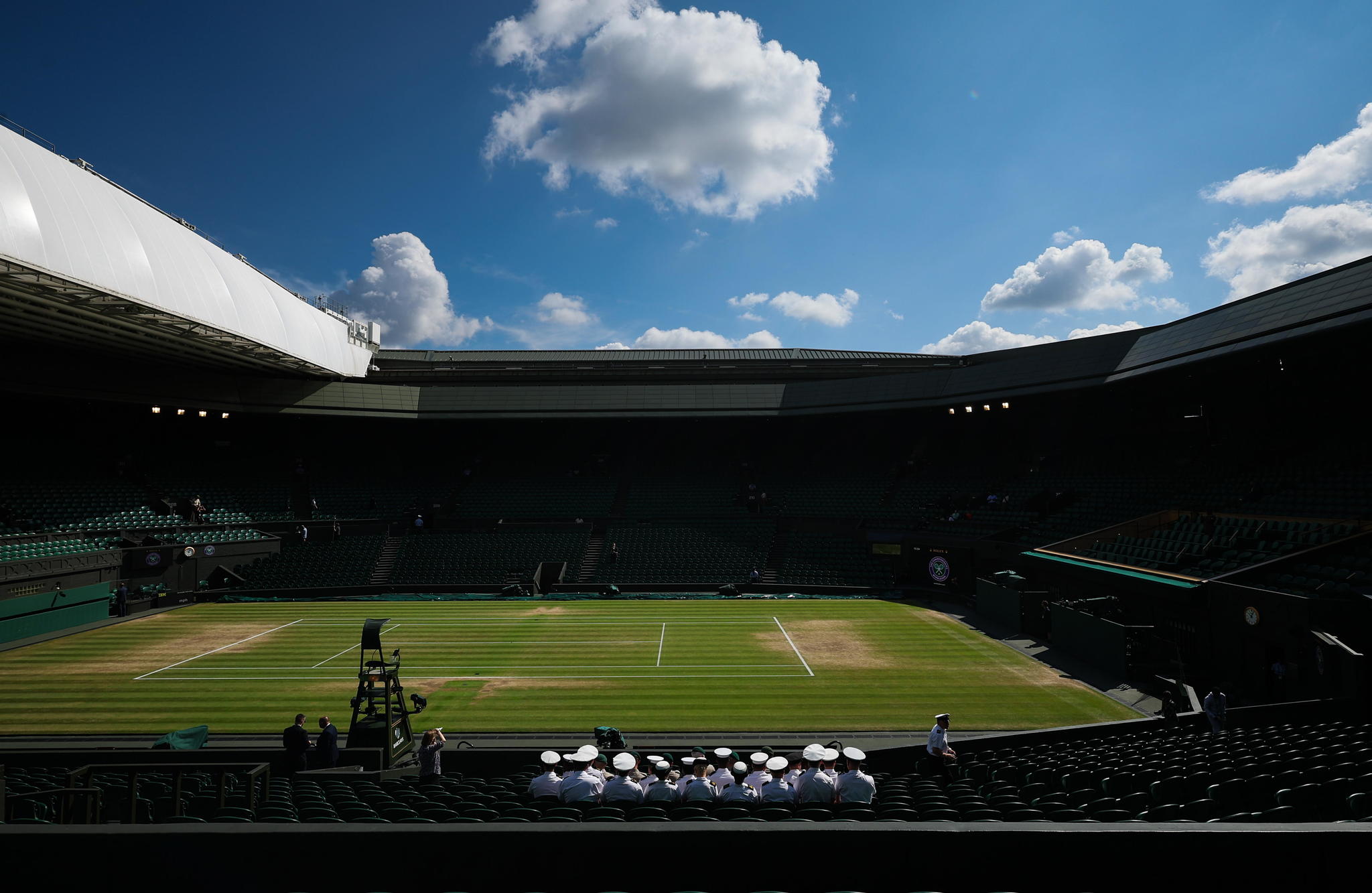 Carlos Alcaraz beats Novak Djokovic again to win 2024 Wimbledon Men's ...