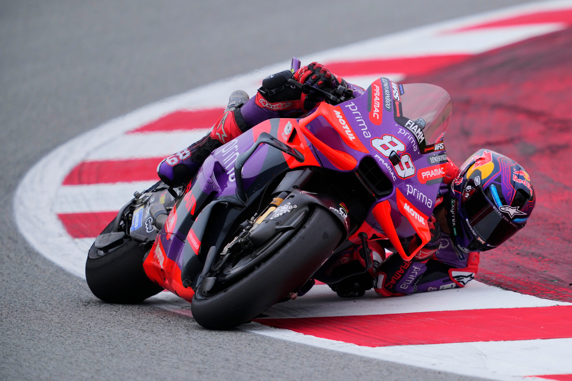 MotoGP 2024: Carrera al Sprint de MotoGP del GP Barcelona: resumen y ...