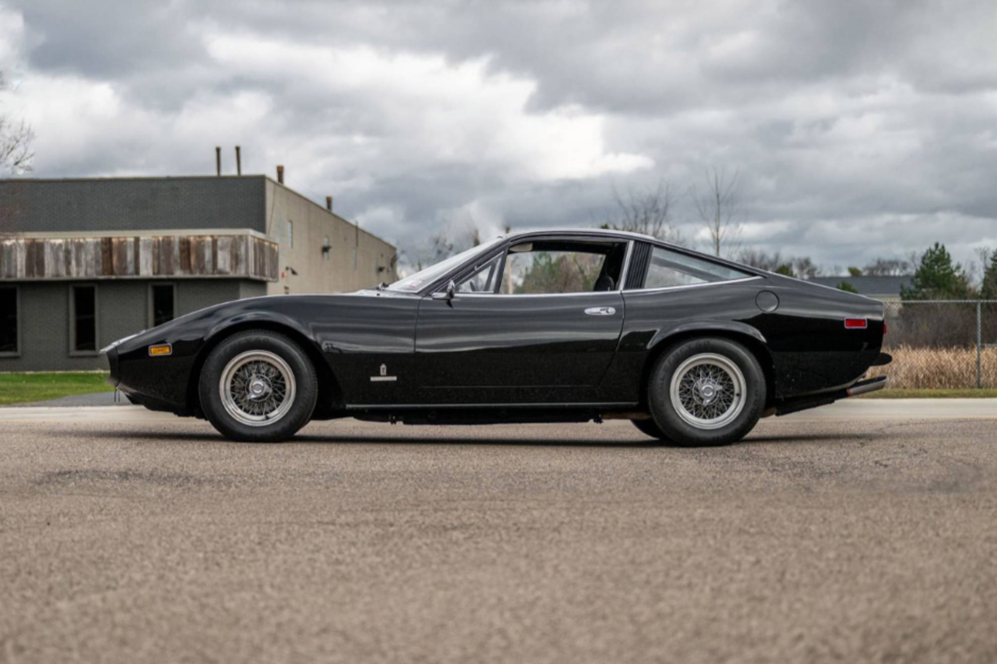 If you buy this Sylvester Stallone sports car you can make a great deal ...