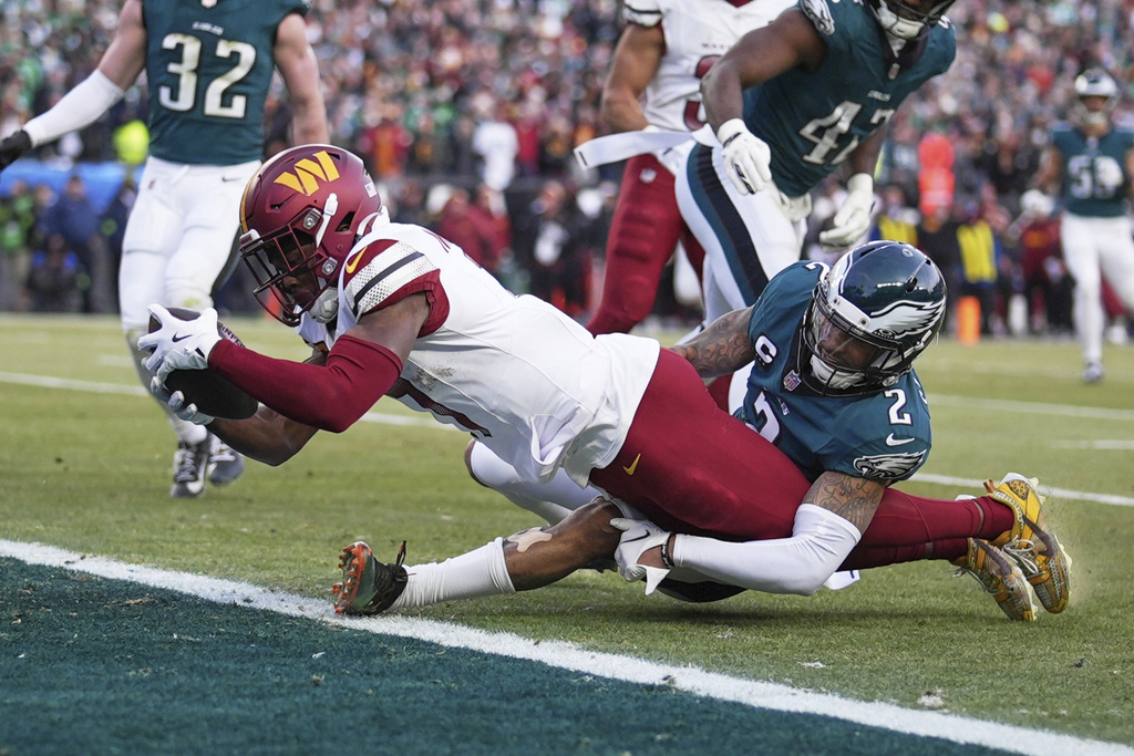 The Cleveland Browns are considering going after a Pro Bowl-caliber ...