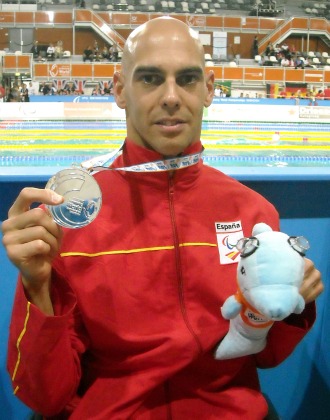 Richard Oribe recibe el Premio del Comité Internacional al Juego Limpio ...