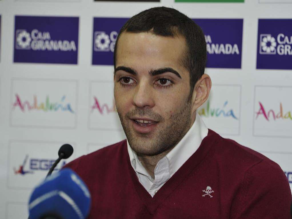 Borja Gómez: "Me gustan la filosofía y la afición de este club" - MARCA.com