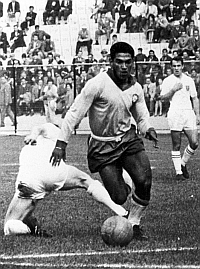 Garrincha 'has a pop' at Pele in a forgotten interview - MARCA.com ...